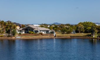 Top 10 richest and poorest suburbs in Australia | Canstar