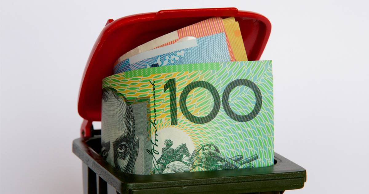 10 Bad Money Habits that Could Cost You $12,872 a Year | Canstar