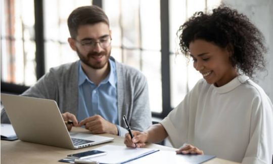 Mortgage Broker vs Bank – What's Better for You? | Canstar