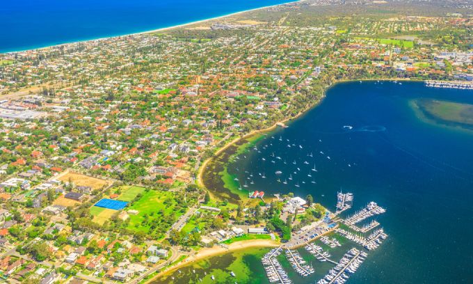 Top 10 Richest & Poorest Suburbs in Australia | Canstar