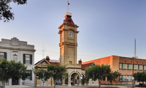 10 best suburbs in Regional Victoria to invest in 2024 | Canstar