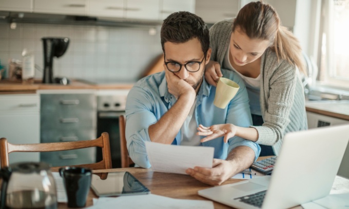 Your 8-step financial hardship survival guide | Canstar