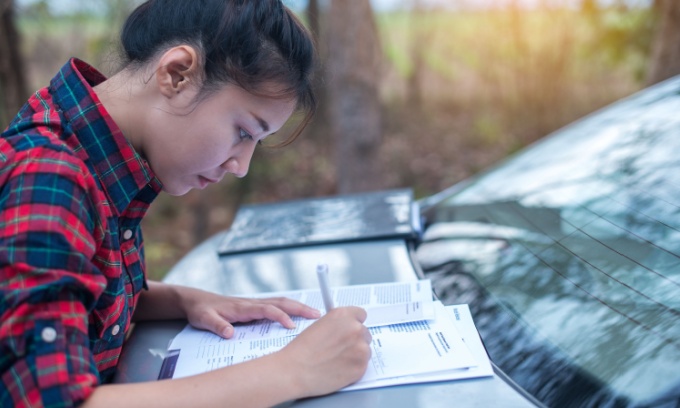 How To Transfer Car Registration In Queensland | Canstar